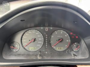 Grey Subaru Legacy 1999 in Vilnius, with an engine capacity of 2.00 L and mileage of 272 thousand km for 1399 €, photo 10 on AUTOMOTO.COM.LV