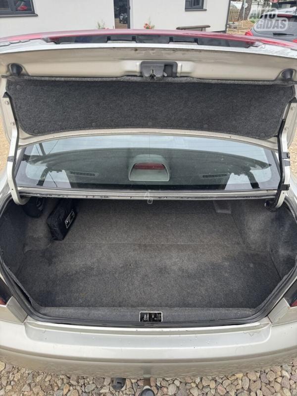 Grey Subaru Legacy 1999 in Vilnius, with an engine capacity of 2.00 L and mileage of 272 thousand km for 1399 €, photo 10 on AUTOMOTO.COM.LV