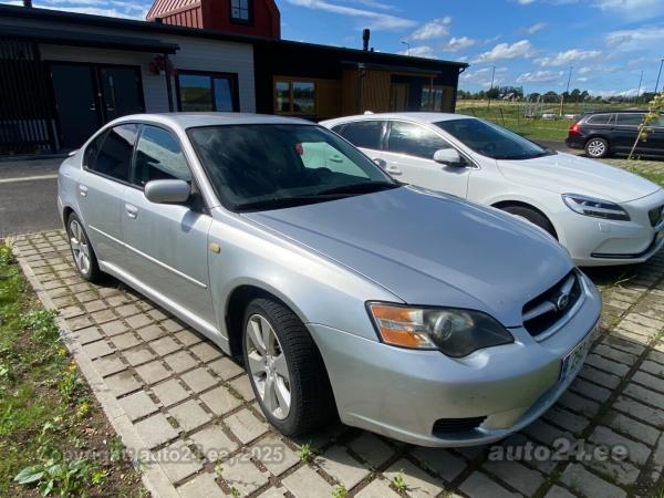 Pelēks Subaru Legacy 2005 Tallina, ar dzinēja tilpumu 2.50 L un nobraukumu 145 tūkst. km par 2000 €, foto 1 vietnē AUTOMOTO.COM.LV