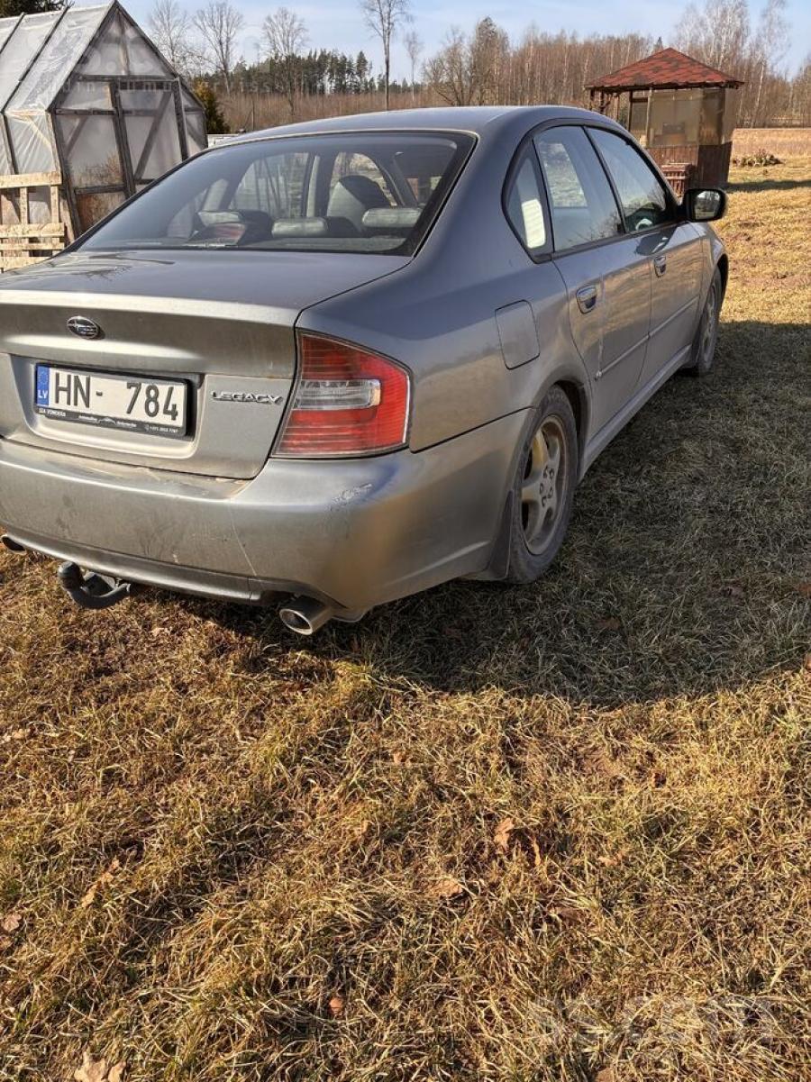 Серый Субару Легаси 2005 в Лимбажи, объемом двигателя 2.00 л и пробегом 193 тыс. км за 800 €, фото 5 на AUTOMOTO.COM.LV