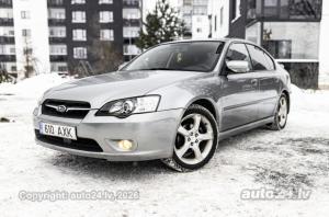 Grey Subaru Legacy 2006 in Tallinn, with an engine capacity of 2.00 L and mileage of 286 thousand km for 2499 €, photo 3 on AUTOMOTO.COM.LV