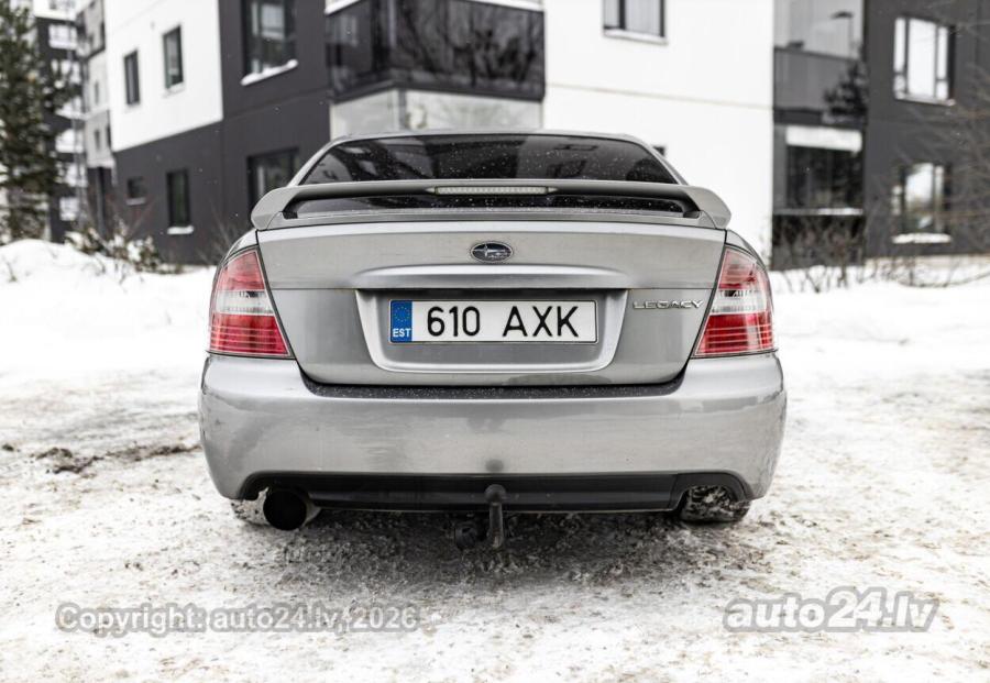 Grey Subaru Legacy 2006 in Tallinn, with an engine capacity of 2.00 L and mileage of 286 thousand km for 2499 €, photo 5 on AUTOMOTO.COM.LV