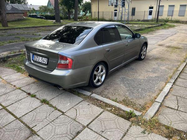 Grey Subaru Legacy 2006 in Zarasai, with an engine capacity of 2.00 L and mileage of 257 thousand km for 2250 €, photo 3 on AUTOMOTO.COM.LV