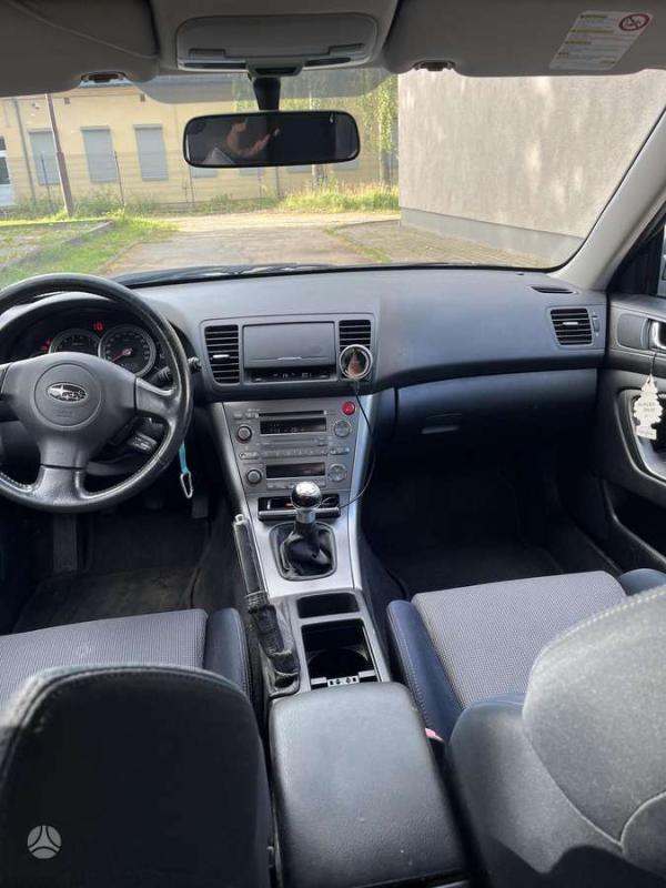 Grey Subaru Legacy 2006 in Zarasai, with an engine capacity of 2.00 L and mileage of 257 thousand km for 2250 €, photo 7 on AUTOMOTO.COM.LV