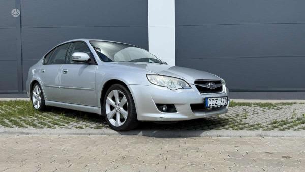 Grey Subaru Legacy 2006 in Vilnius, with an engine capacity of 1.99 L and mileage of 172 thousand km for 2100 €, photo 1 on AUTOMOTO.COM.LV