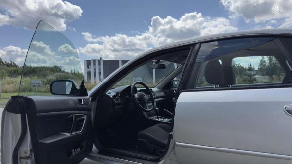 Grey Subaru Legacy 2006 in Vilnius, with an engine capacity of 1.99 L and mileage of 172 thousand km for 2100 €, photo 10 on AUTOMOTO.COM.LV