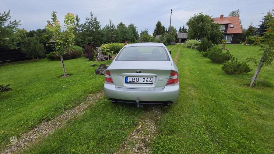 Pelēks Subaru Legacy 2006 Mažeikiai, ar dzinēja tilpumu 1.99 L un nobraukumu 290 tūkst. km par 2300 €, foto 5 vietnē AUTOMOTO.COM.LV