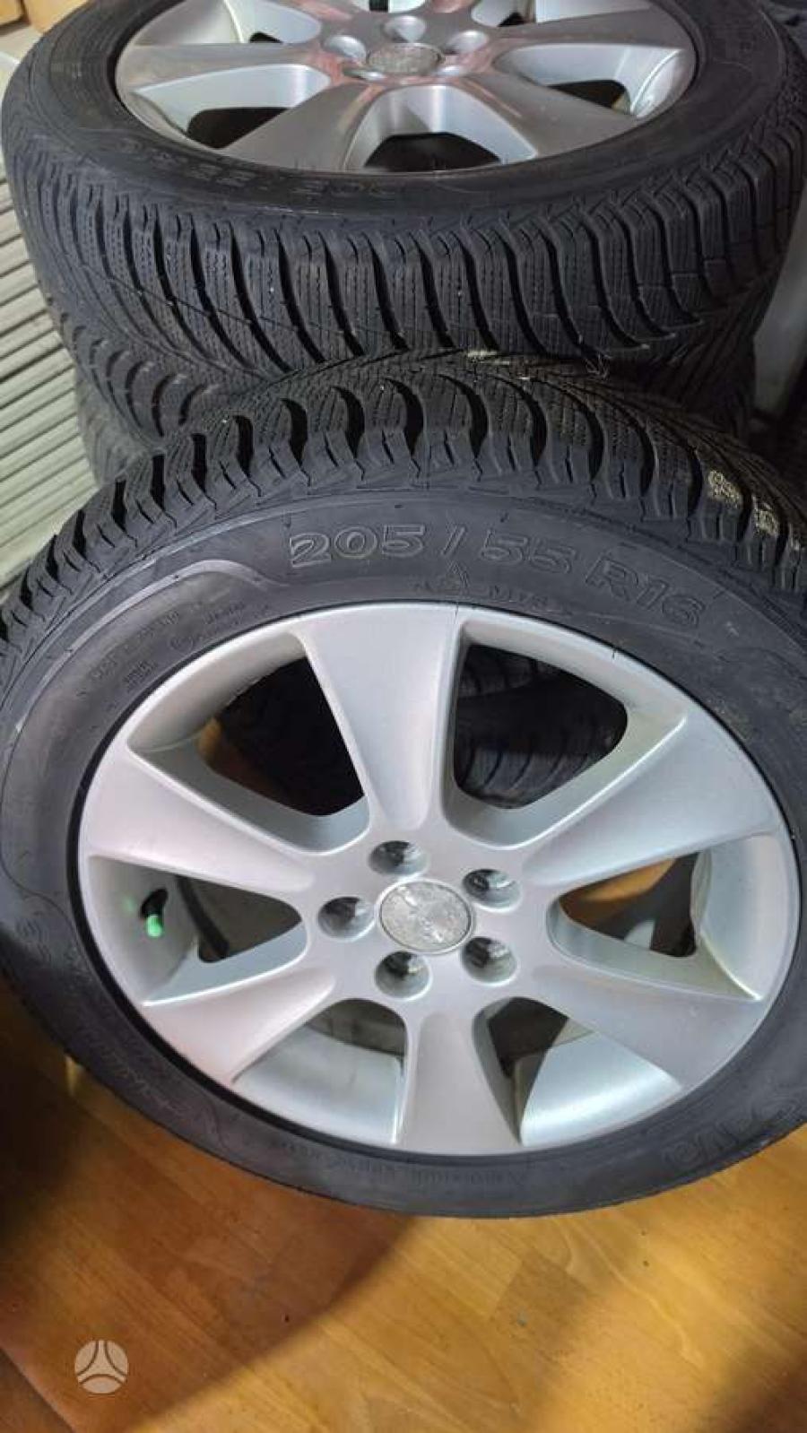Pelēks Subaru Legacy 2006 Mažeikiai, ar dzinēja tilpumu 1.99 L un nobraukumu 290 tūkst. km par 2300 €, foto 13 vietnē AUTOMOTO.COM.LV