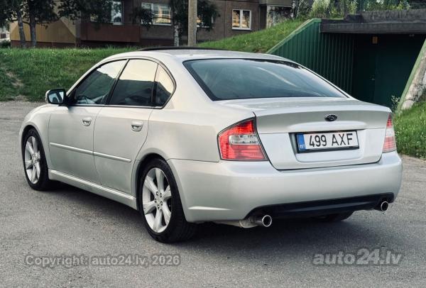 Pelēks Subaru Legacy 2006 Tallina, ar dzinēja tilpumu 3.00 L un nobraukumu 299 tūkst. km par 2390 €, foto 4 vietnē AUTOMOTO.COM.LV