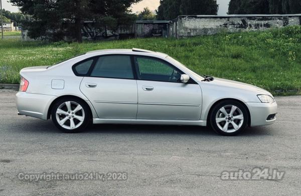 Pelēks Subaru Legacy 2006 Tallina, ar dzinēja tilpumu 3.00 L un nobraukumu 299 tūkst. km par 2390 €, foto 6 vietnē AUTOMOTO.COM.LV