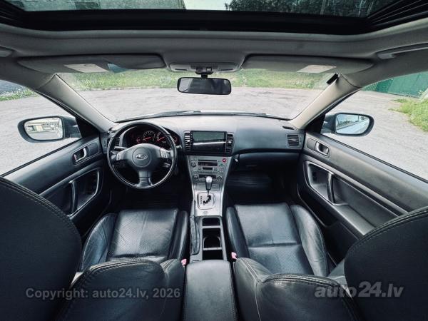 Pelēks Subaru Legacy 2006 Tallina, ar dzinēja tilpumu 3.00 L un nobraukumu 299 tūkst. km par 2390 €, foto 8 vietnē AUTOMOTO.COM.LV