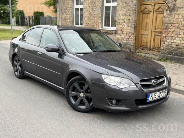 Grey Subaru Legacy 2007 in Jelgava, with an engine capacity of 2.00 L and mileage of 0 thousand km for 1180 €, photo 4 on AUTOMOTO.COM.LV