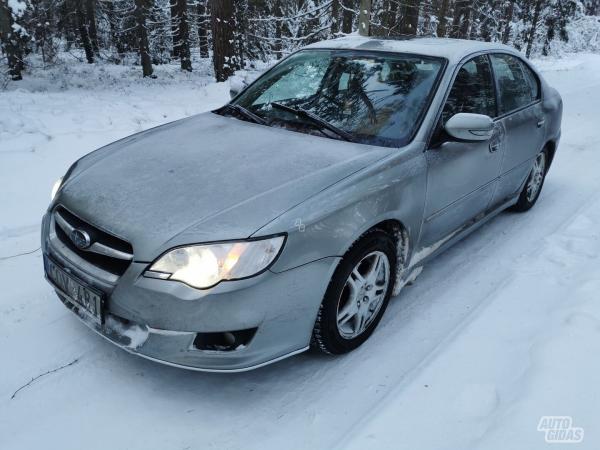 Grey Subaru Legacy 2007 in Kaunas, with an engine capacity of 2.00 L and mileage of 275 thousand km for 1500 €, photo 1 on AUTOMOTO.COM.LV
