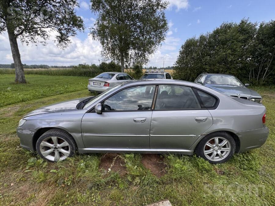 Grey Subaru Legacy 2007 in Cesis, with an engine capacity of 2.50 L and mileage of 182 thousand km for 750 €, photo 4 on AUTOMOTO.COM.LV