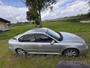 Grey Subaru Legacy 2007 in Cesis, with an engine capacity of 2.50 L and mileage of 182 thousand km for 750 €, photo 9 on AUTOMOTO.COM.LV