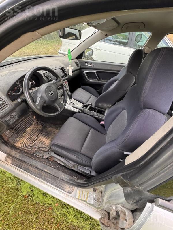 Grey Subaru Legacy 2007 in Cesis, with an engine capacity of 2.50 L and mileage of 182 thousand km for 750 €, photo 10 on AUTOMOTO.COM.LV