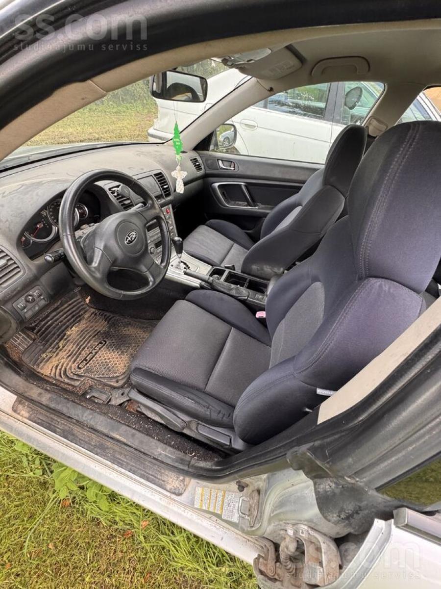 Grey Subaru Legacy 2007 in Cesis, with an engine capacity of 2.50 L and mileage of 182 thousand km for 750 €, photo 11 on AUTOMOTO.COM.LV