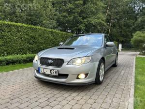 Grey Subaru Legacy 2008 in Riga, with an engine capacity of 2.50 L and mileage of 292 thousand km for 1450 €, photo 3 on AUTOMOTO.COM.LV
