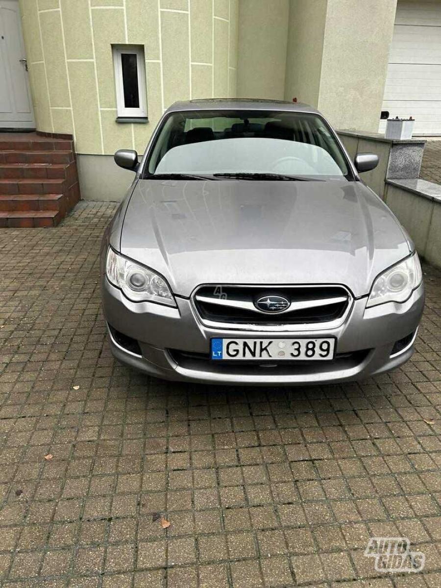 Grey Subaru Legacy 2008 in Vilnius, with an engine capacity of 2.50 L and mileage of 116 thousand km for 2450 €, photo 1 on AUTOMOTO.COM.LV