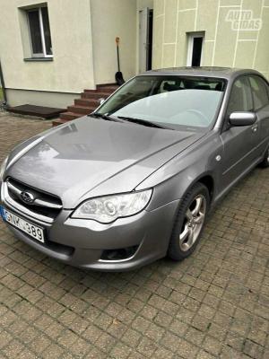 Pelēks Subaru Legacy 2008 Viļņa, ar dzinēja tilpumu 2.50 L un nobraukumu 116 tūkst. km par 2450 €, foto 2 vietnē AUTOMOTO.COM.LV