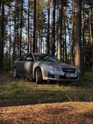 Grey Subaru Legacy 2008 in Visaginas, with an engine capacity of 2.46 L and mileage of 180 thousand km for 2200 €, photo  on AUTOMOTO.COM.LV