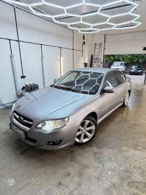 Pelēks Subaru Legacy 2008 Viļņa, ar dzinēja tilpumu 1.99 L un nobraukumu 253 tūkst. km par 3000 €, foto  vietnē AUTOMOTO.COM.LV