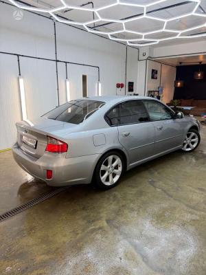 Pelēks Subaru Legacy 2008 Viļņa, ar dzinēja tilpumu 1.99 L un nobraukumu 253 tūkst. km par 3000 €, foto 3 vietnē AUTOMOTO.COM.LV
