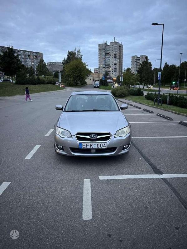 Grey Subaru Legacy 2009 in Vilnius, with an engine capacity of 2.46 L and mileage of 100 thousand km for 3500 €, photo 6 on AUTOMOTO.COM.LV