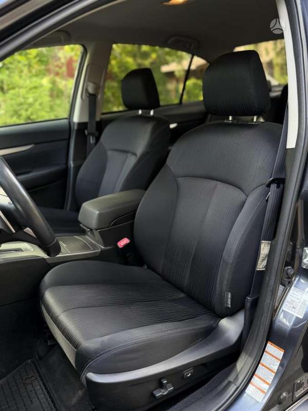 Pelēks Subaru Legacy 2009 Viļņa, ar dzinēja tilpumu 2.46 L un nobraukumu 98 tūkst. km par 6950 €, foto 7 vietnē AUTOMOTO.COM.LV