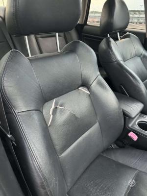 Grey Subaru Legacy 2009 in Vilnius, with an engine capacity of 2.00 L and mileage of 298 thousand km for 2000 €, photo 16 on AUTOMOTO.COM.LV