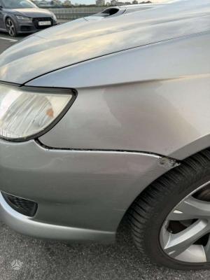 Grey Subaru Legacy 2009 in Vilnius, with an engine capacity of 2.00 L and mileage of 298 thousand km for 2000 €, photo 19 on AUTOMOTO.COM.LV