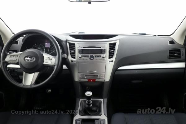 Pelēks Subaru Legacy 2010 Tallina, ar dzinēja tilpumu 2.00 L un nobraukumu 276 tūkst. km par 1999 €, foto 5 vietnē AUTOMOTO.COM.LV