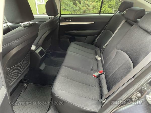 Grey Subaru Legacy 2010 in Tallinn, with an engine capacity of 2.00 L and mileage of 183 thousand km for 2800 €, photo 7 on AUTOMOTO.COM.LV