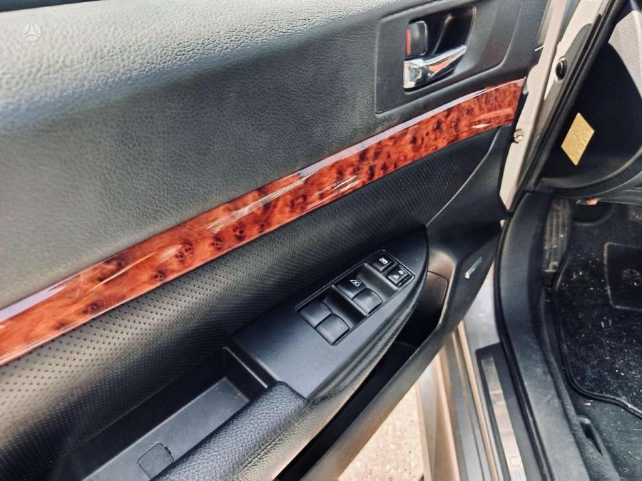 Серый Субару Легаси 2010 в Утена, объемом двигателя 2.46 л и пробегом 172 тыс. км за 2450 €, фото 19 на AUTOMOTO.COM.LV