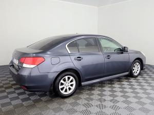 Pelēks Subaru Legacy 2010 Tallina, ar dzinēja tilpumu 2.00 L un nobraukumu 276 tūkst. km par 1799 €, foto 4 vietnē AUTOMOTO.COM.LV