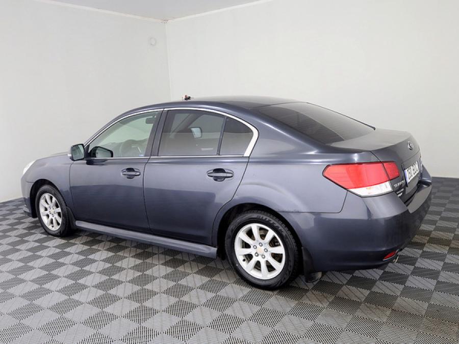 Pelēks Subaru Legacy 2010 Tallina, ar dzinēja tilpumu 2.00 L un nobraukumu 276 tūkst. km par 1799 €, foto 5 vietnē AUTOMOTO.COM.LV