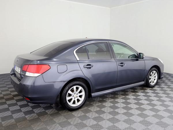 Pelēks Subaru Legacy 2010 Tallina, ar dzinēja tilpumu 2.00 L un nobraukumu 276 tūkst. km par 1799 €, foto 10 vietnē AUTOMOTO.COM.LV