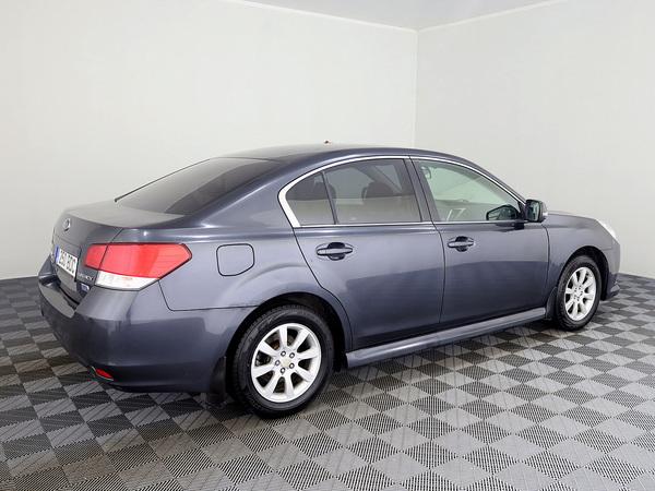 Pelēks Subaru Legacy 2010 Tallina, ar dzinēja tilpumu 2.00 L un nobraukumu 276 tūkst. km par 1799 €, foto 3 vietnē AUTOMOTO.COM.LV