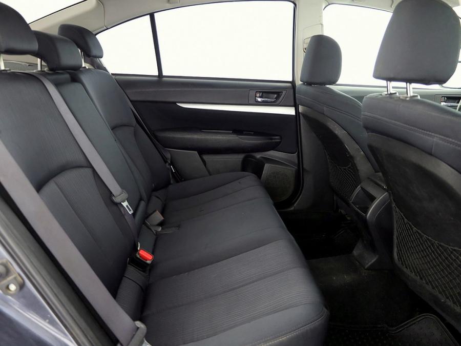 Pelēks Subaru Legacy 2010 Tallina, ar dzinēja tilpumu 2.00 L un nobraukumu 276 tūkst. km par 1799 €, foto 15 vietnē AUTOMOTO.COM.LV