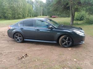Grey Subaru Legacy 2010 in Riga, with an engine capacity of 2.00 L and mileage of 245 thousand km for 2450 €, photo 5 on AUTOMOTO.COM.LV