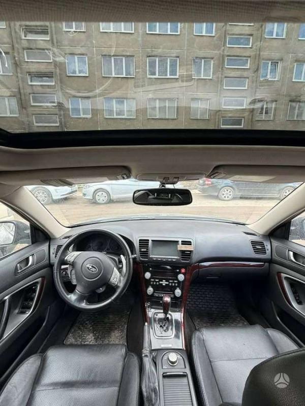 Pelēks Subaru Legacy 2010 Kauņa, ar dzinēja tilpumu 3.00 L un nobraukumu 247 tūkst. km par 1650 €, foto 5 vietnē AUTOMOTO.COM.LV