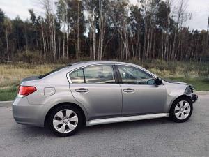 Pelēks Subaru Legacy 2010 Utena, ar dzinēja tilpumu 2.46 L un nobraukumu 172 tūkst. km par 2450 €, foto 10 vietnē AUTOMOTO.COM.LV
