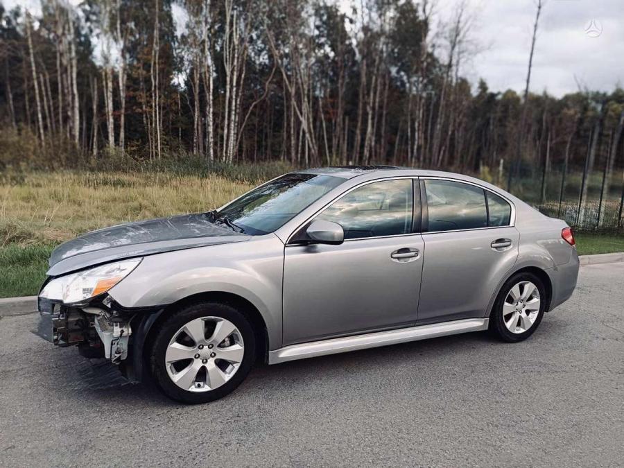 Pelēks Subaru Legacy 2010 Utena, ar dzinēja tilpumu 2.46 L un nobraukumu 172 tūkst. km par 2450 €, foto 12 vietnē AUTOMOTO.COM.LV