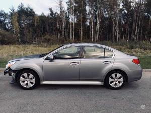 Pelēks Subaru Legacy 2010 Utena, ar dzinēja tilpumu 2.46 L un nobraukumu 172 tūkst. km par 2450 €, foto 20 vietnē AUTOMOTO.COM.LV