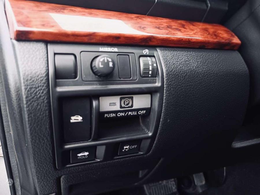 Pelēks Subaru Legacy 2010 Utena, ar dzinēja tilpumu 2.46 L un nobraukumu 172 tūkst. km par 2450 €, foto 21 vietnē AUTOMOTO.COM.LV