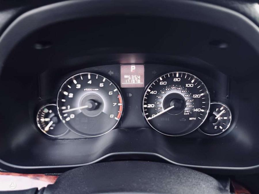 Pelēks Subaru Legacy 2010 Utena, ar dzinēja tilpumu 2.46 L un nobraukumu 172 tūkst. km par 2450 €, foto 46 vietnē AUTOMOTO.COM.LV