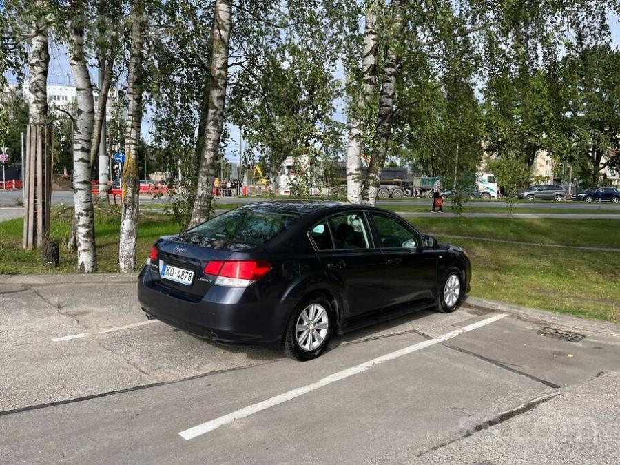 Grey Subaru Legacy 2011 in Riga, with an engine capacity of 2.50 L and mileage of 190 thousand km for 2590 €, photo 3 on AUTOMOTO.COM.LV