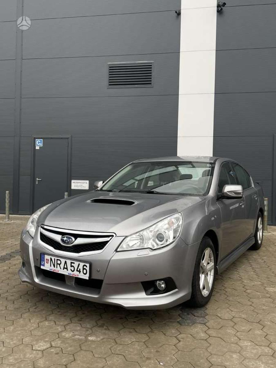 Grey Subaru Legacy 2011 in Vilnius, with an engine capacity of 2.00 L and mileage of 236 thousand km for 3200 €, photo 1 on AUTOMOTO.COM.LV