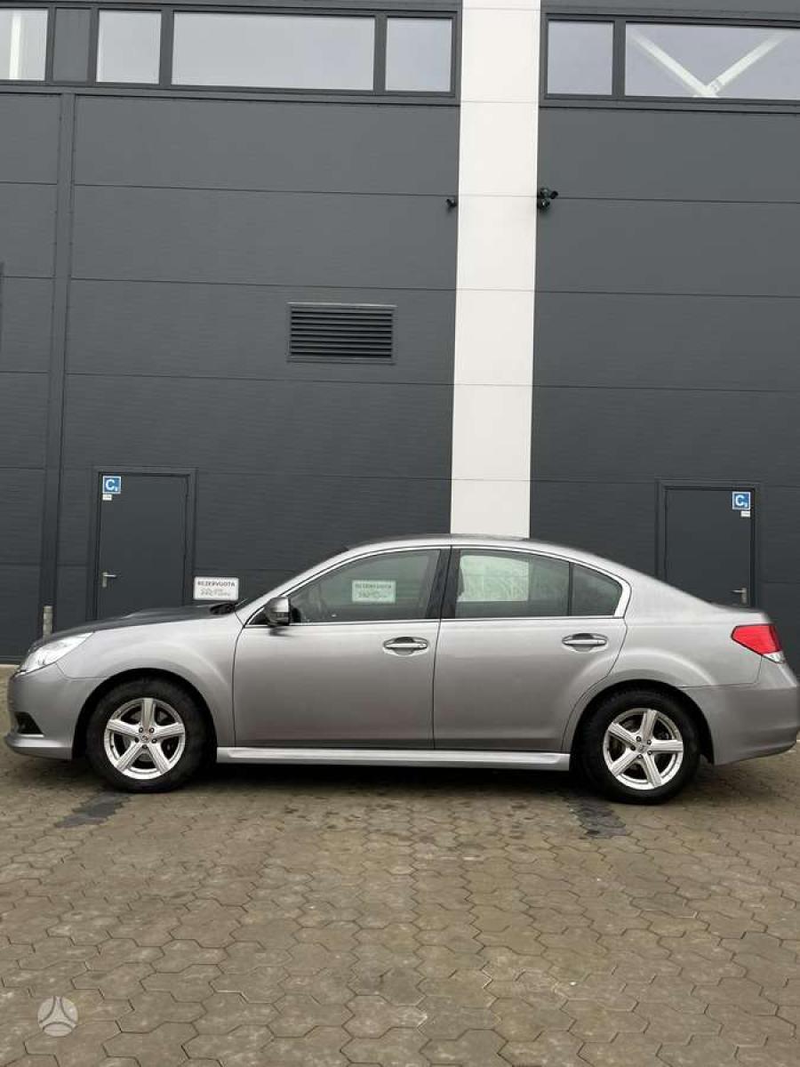 Grey Subaru Legacy 2011 in Vilnius, with an engine capacity of 2.00 L and mileage of 236 thousand km for 3200 €, photo 3 on AUTOMOTO.COM.LV