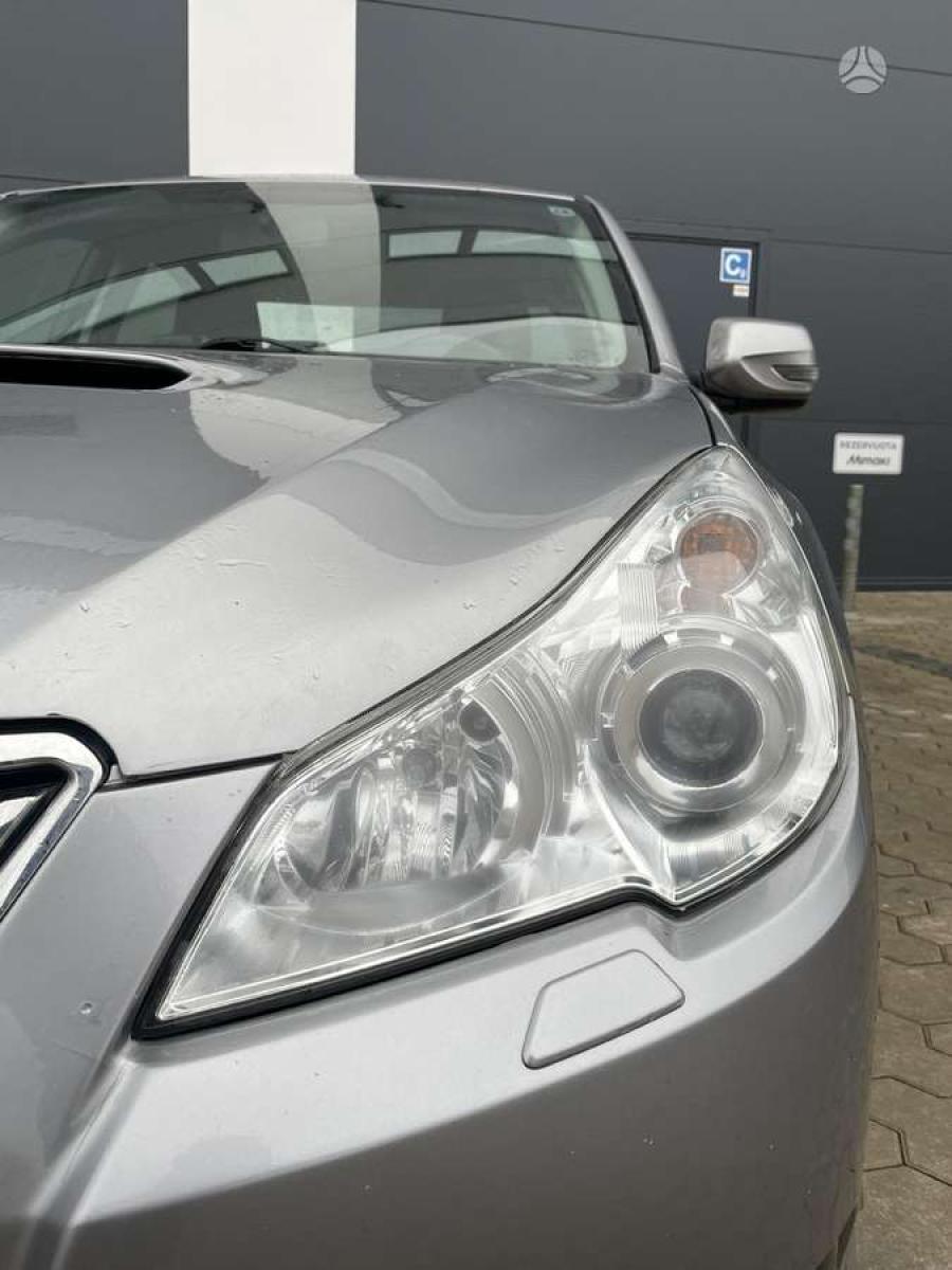 Grey Subaru Legacy 2011 in Vilnius, with an engine capacity of 2.00 L and mileage of 236 thousand km for 3200 €, photo 11 on AUTOMOTO.COM.LV
